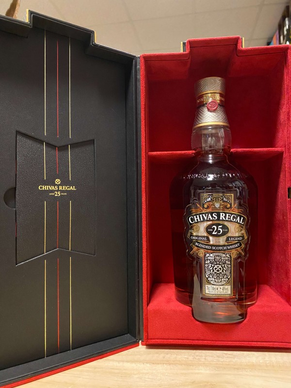 chivas-25-ans-regal-of-40